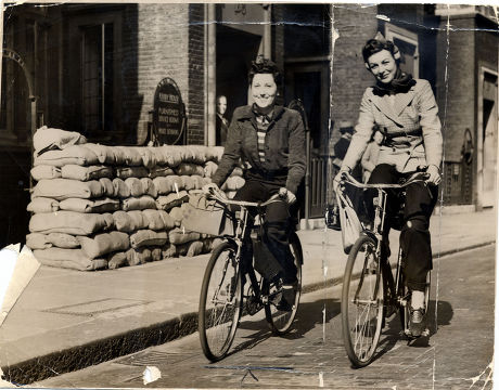 9 Wwii ww2 bicycles Stock Pictures, Editorial Images and Stock Photos ...