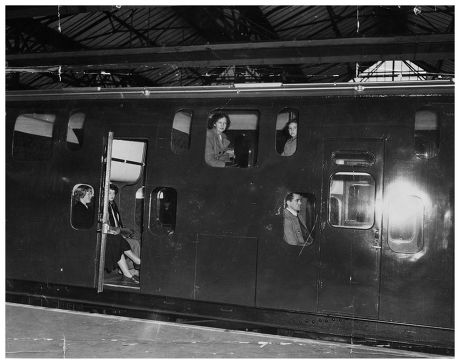 17 Compartments of the trains Stock Pictures, Editorial Images and ...