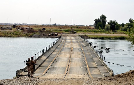 94 Floating pontoon bridge Stock Pictures, Editorial Images and Stock ...