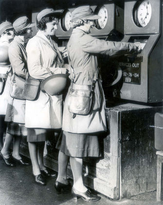 17 Wwii ww2 buses Stock Pictures, Editorial Images and Stock Photos ...