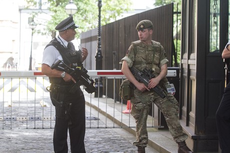 British Army Soldiers Deployed Guarding Houses Editorial Stock Photo ...