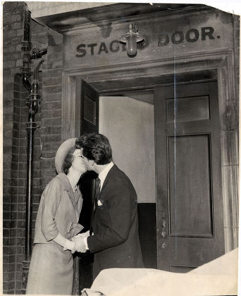 Pentru Anna Massey Actress Pictured Her First este fotografie ...