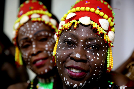 Members Congolese Cultural Dance Group Pose Editorial Stock Photo ...