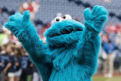 Sesame Streets Elmo Gets High Five Editorial Stock Photo - Stock Image ...