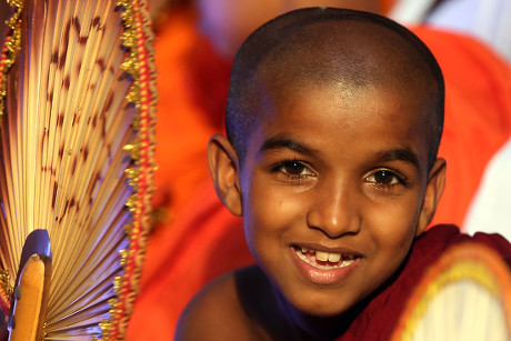 Novice Sri Lankan Buddhist Monk Looks Editorial Stock Photo - Stock ...