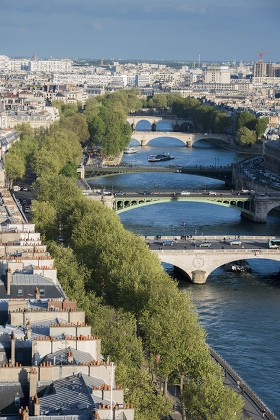 Paris Quai Seine Ponts Editorial Stock Photo - Stock Image | Shutterstock