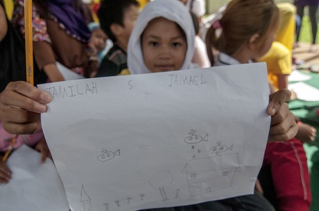 Displaced Filipino Child Shows His Drawing Editorial Stock Photo ...