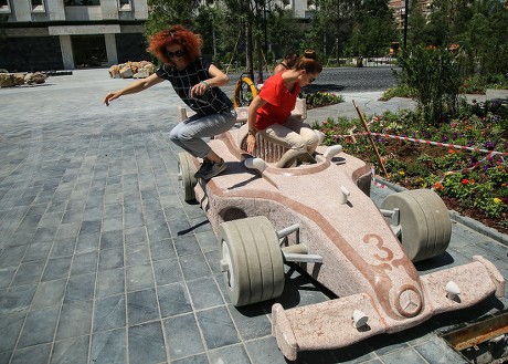 F1 Mclarenmercedes Racing Car Carved Six Editorial Stock Photo - Stock ...