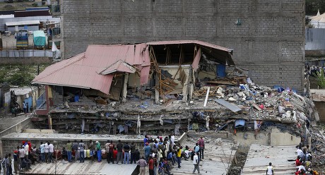 Local Residents Watch Rescue Operation Colapsed Editorial Stock Photo ...