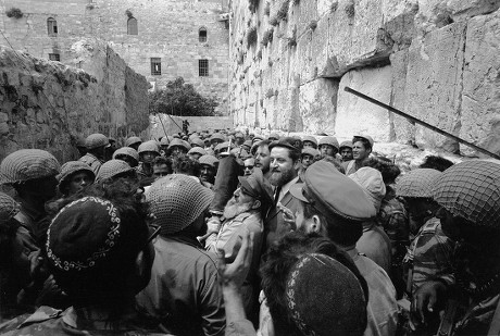 Group Paratroopers Surrounds Thenidf Chief Rabbi Editorial Stock Photo ...