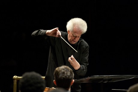Conductor Benjamin Zander Leads 96 Members Editorial Stock Photo ...