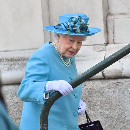 Hrh Queen Elizabeth Ii Editorial Stock Photo - Stock Image | Shutterstock