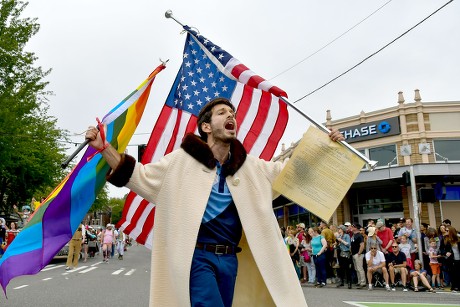 Fremont Solstice Parade, Washington DC, USA - 17 Jun 2017 Stock ...