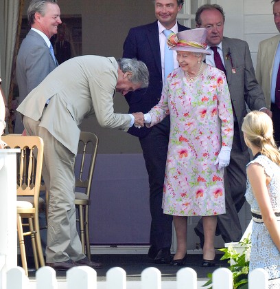 Hrh Queen Elizabeth Ii Editorial Stock Photo - Stock Image | Shutterstock