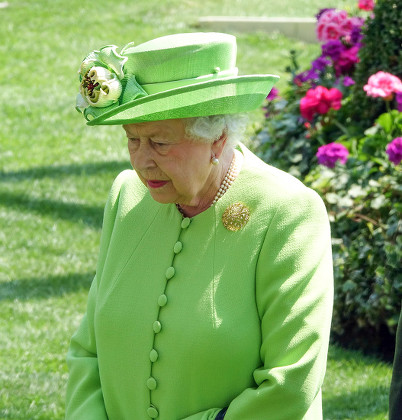 Hrh Queen Elizabeth Ii Editorial Stock Photo - Stock Image | Shutterstock