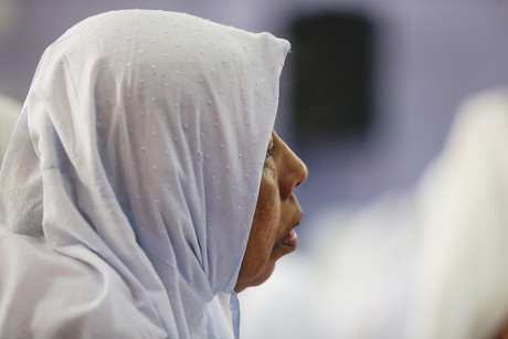 Myanmar Muslim Woman Attends Eid Alfitr Editorial Stock Photo - Stock ...