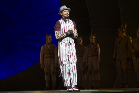 Neil Mcdermott Chief Weasel During Curtain Editorial Stock Photo ...