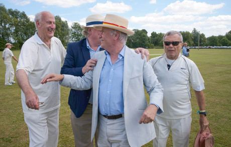 Wellbeing of Woman Charity cricket match, Chippinghurst Manor, Oxford ...