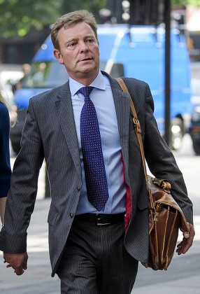 Conservative Mp Craig Mackinlay Arrives Westminster Editorial Stock ...