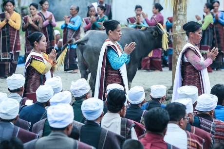 Bataknese People During Sipaha Lima Ceremony Editorial Stock Photo ...