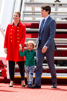 Justin Trudeau Sophie Gregoire Hadrien Trudeau Editorial Stock Photo ...