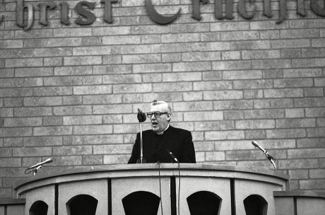 Ian Paisley Gives Sermon His Church Editorial Stock Photo - Stock Image ...