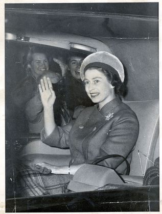 Queen Waves Crowds Through Window Her Editorial Stock Photo - Stock ...
