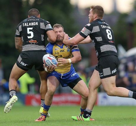 Leeds Adam Cuthbertson Squashed Between Hulls Editorial Stock Photo ...