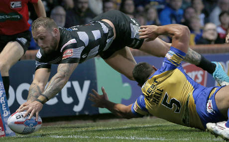 Leeds Rhinos v Hull FC, Betfred Super League, Rugby League, Headingley ...