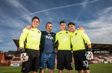 __COUNT__ imágenes de Exeter City Team Photo, Exeter, UK - 17 July 2017 ...