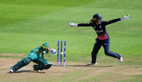 Sarah Taylor England Stumps Trisha Chetty Editorial Stock Photo - Stock ...