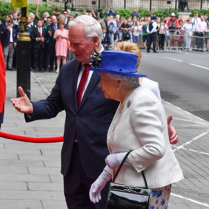 Hrh Queen Elizabeth Ii Editorial Stock Photo - Stock Image | Shutterstock