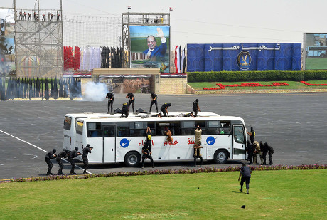 Egyptian Police Officers Demonstrate Their Skills Editorial Stock Photo ...