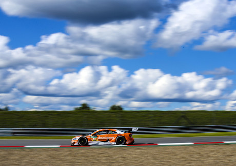 imágenes de DTM touring car series racing, Moscow, Russia - 21 Jul 2017 ...