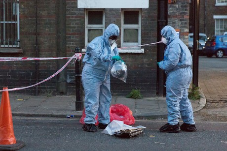 Police Forensic Officers Crime Scene Cordon Editorial Stock Photo ...