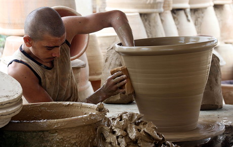 Clay pots works in Karachi, Pakistan - 26 Jul 2017 Stock Pictures ...