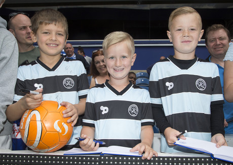 Young Fans Wait Autograph Session Qpr Editorial Stock Photo - Stock ...