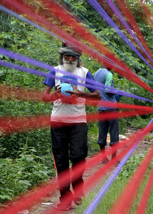Indian Worker Prepares Kite Thread On Editorial Stock Photo - Stock ...