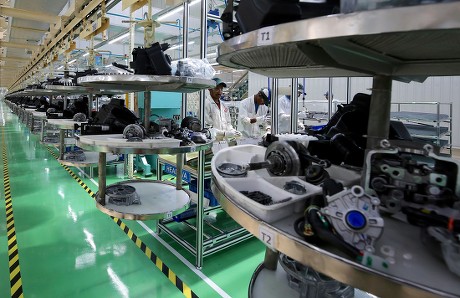 Employees Work On Twowheeler Assembly Line Editorial Stock Photo ...