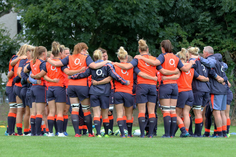 England Captains Run England Team Huddle Editorial Stock Photo - Stock ...