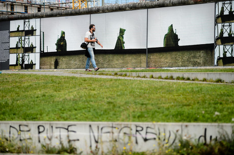 Man Walks By Art Installation Beyond Editorial Stock Photo - Stock ...