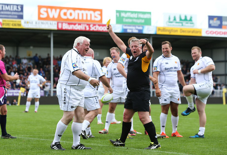 Referee Tony Spreadbury Shows Tony Rowe Editorial Stock Photo - Stock ...