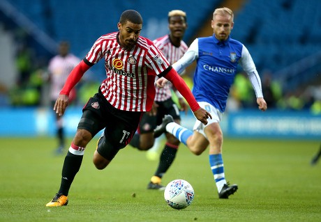 Lewis Grabban Sunderland Runs Ball Editorial Stock Photo - Stock Image ...