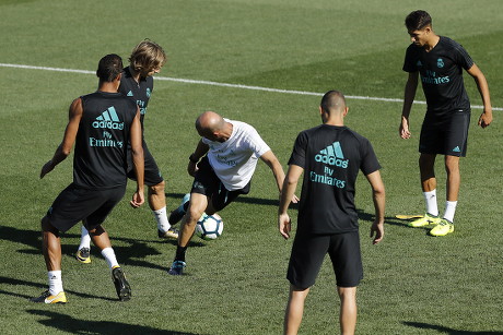 Real Madrids French Head Coach Zinedine Editorial Stock Photo - Stock ...