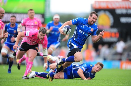 Adam Warren Newport Dragons Makes Break Editorial Stock Photo - Stock ...
