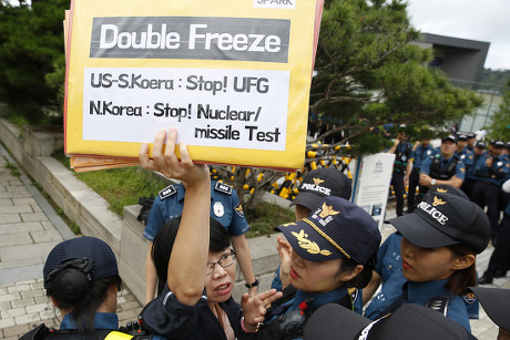 South Korean Protester Shouts Slogans Holds Editorial Stock Photo ...