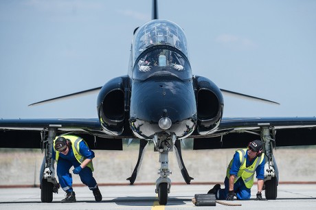 250 Ground crew work Stock Pictures, Editorial Images and Stock Photos ...