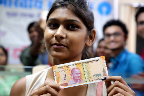 Indian Shows New Currency Note 200 Editorial Stock Photo - Stock Image ...