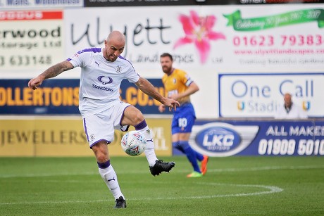 Luton Town Midfielder Alan Mccormack 4 Editorial Stock Photo - Stock ...