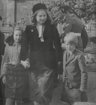 fotos de Anne Blair Widow Lt Col David - Foto de stock de contenido ...